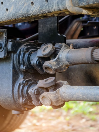 Truck Repair Shop, Drive Shaft Repair, Trailer Parts | Houston, TX